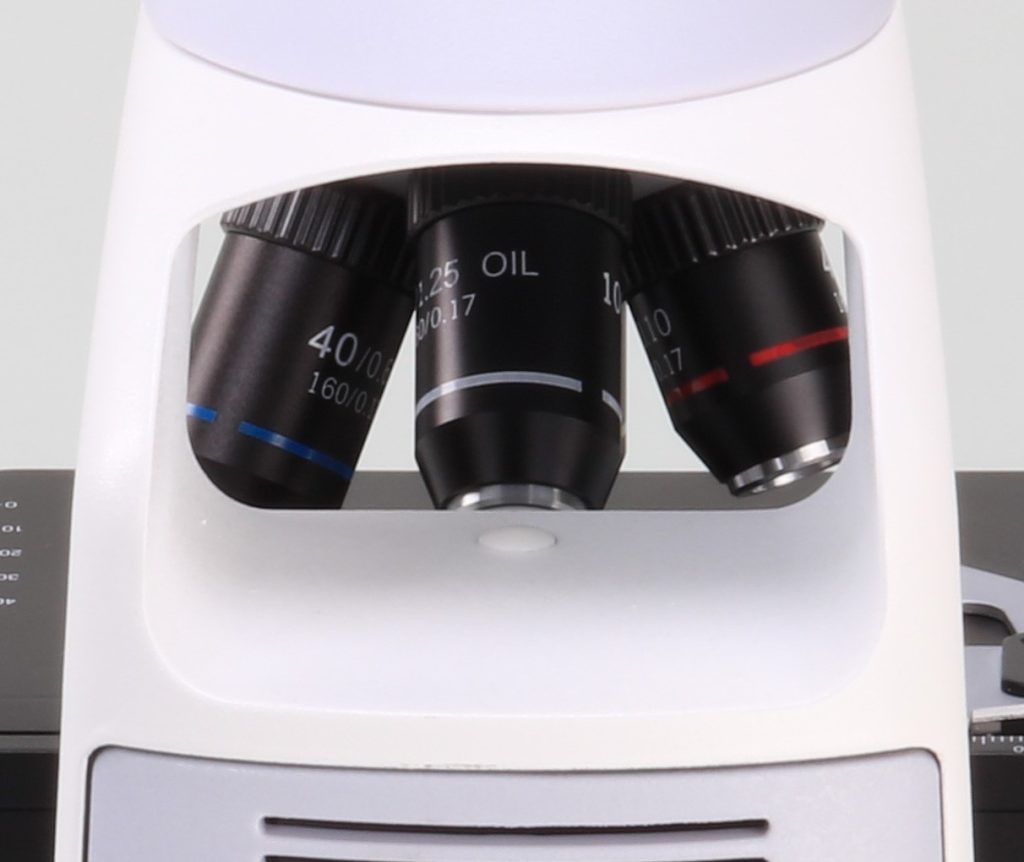 BS-2028T Trinocular Biological Microscope